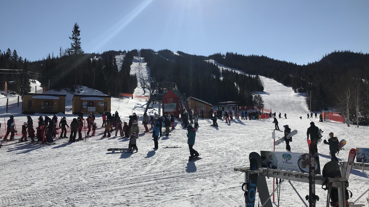 Hiver 2021-2022 : hausse de 46 % de l’achalandage dans les stations de ...