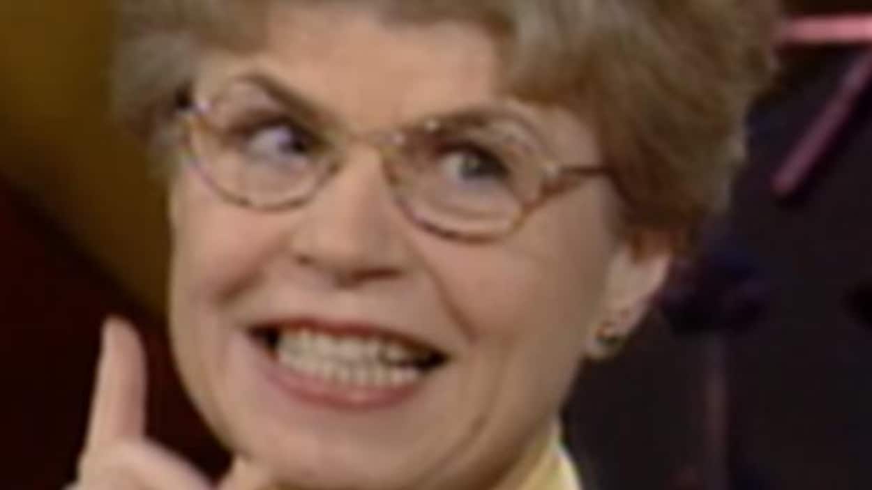 La recette de sucre à la crème au micro-ondes de sœur Angèle | Radio-Canada