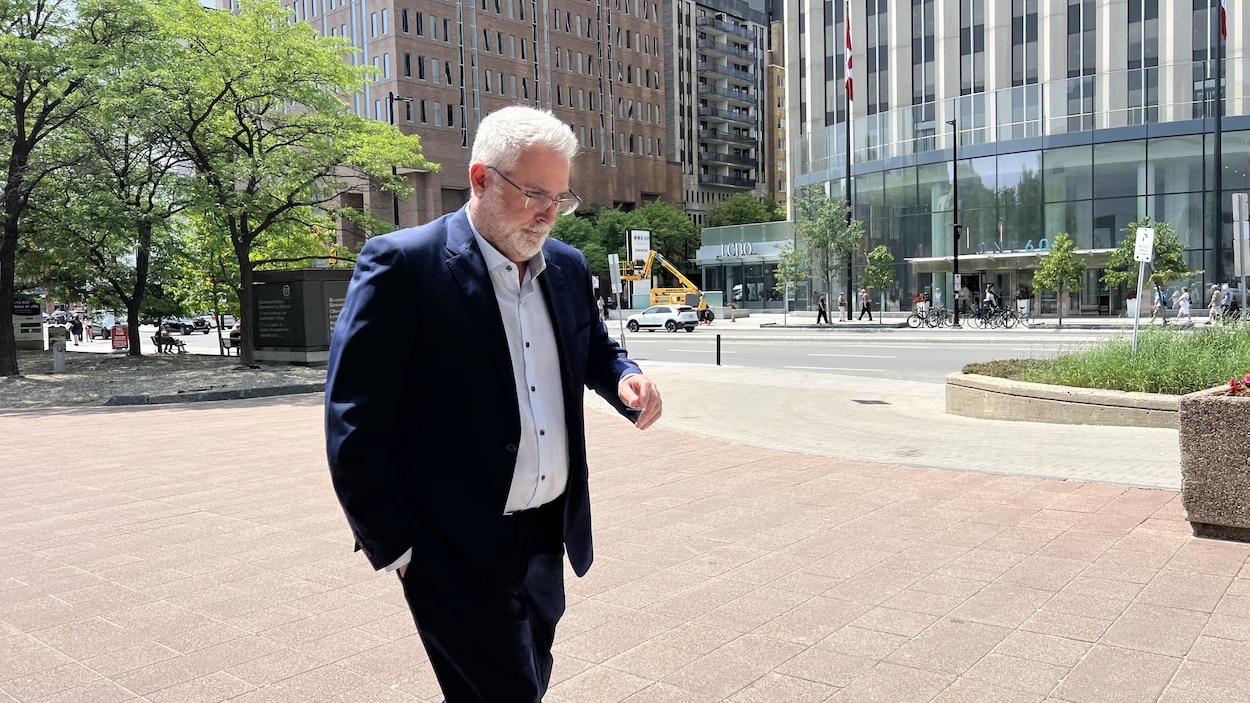 Procès pour fraude : l’ex-avocat Stéphane Langlois plaide coupable ...