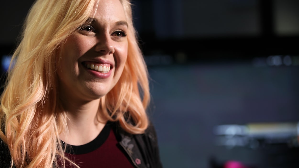 La joueuse Stéphanie « missharvey » Harvey nouvellement autrice | Radio ...