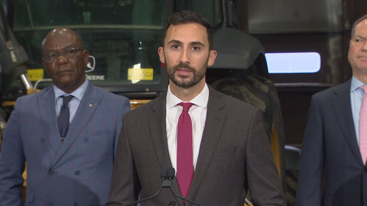 Port du masque en salle de classe: le revient aux parents, croit ...