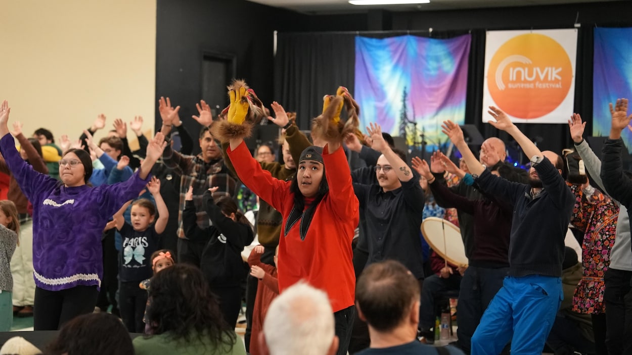Dans le Grand nord canadien, Inuvik célèbre le retour du soleil | Radio ...