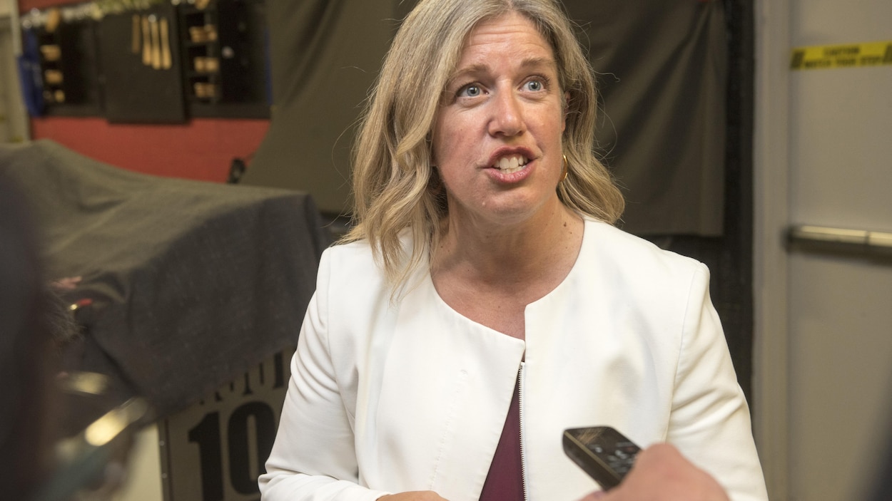 Tarifs : Holt veut prévoir un plan pour les travailleurs qui perdraient ...