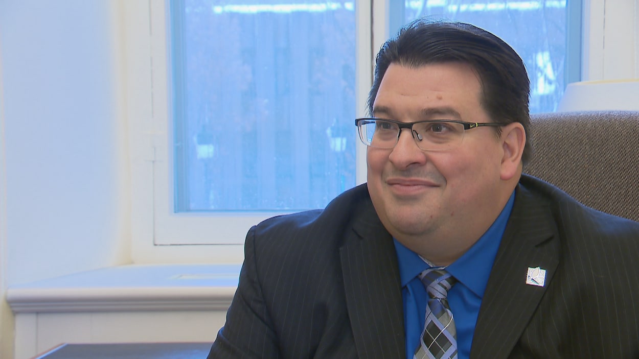 La commissaire à l’éthique ouvre une enquête sur le député Sylvain Lévesque | Radio-Canada