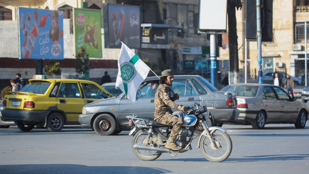 Alep, la deuxième ville de Syrie, échappe au contrôle du régime | Radio ...