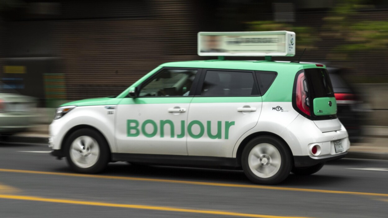 Téo Taxi redémarre avec 55 véhicules électriques | Radio-Canada.ca