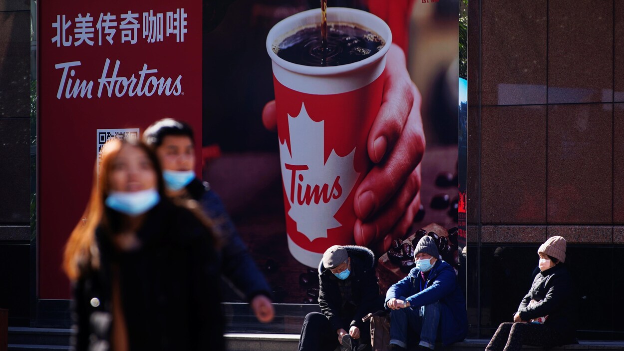 La société mère de Tim Hortons signe deux accords pour renforcer sa ...