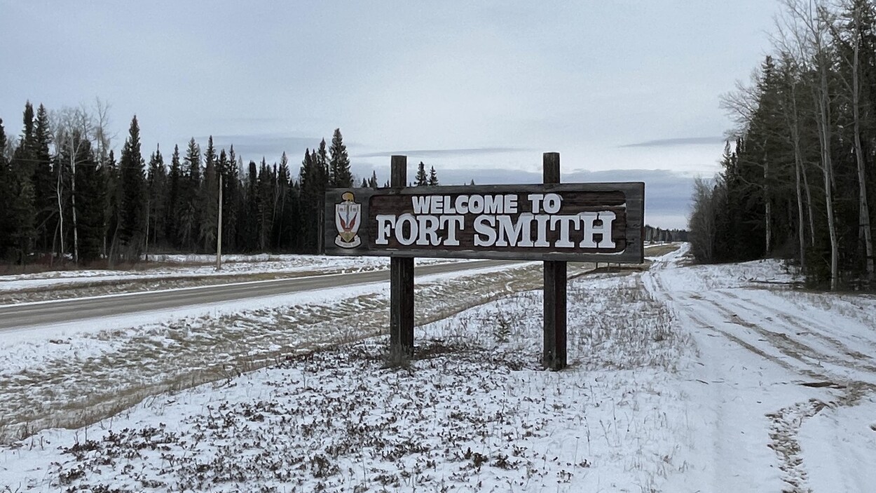 Interdiction partielle de faire des feux à Fort Smith | Radio-Canada