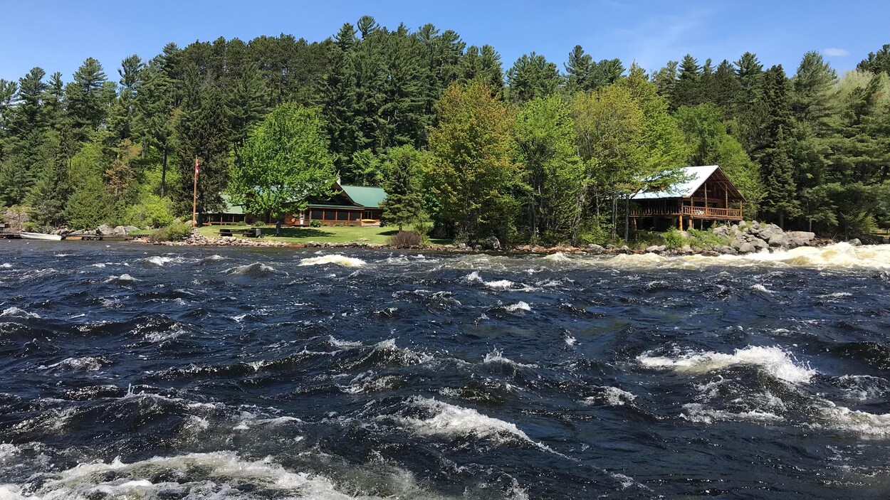 Il y a 40 ans, 13 personnes périssaient dans le lac Témiscamingue ...