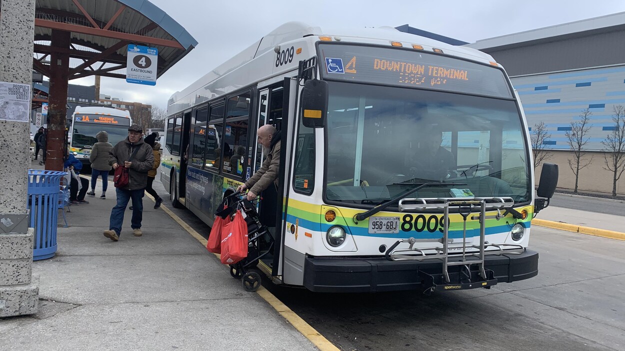 Les employés de Transit Windsor votent en faveur de l’entente de ...