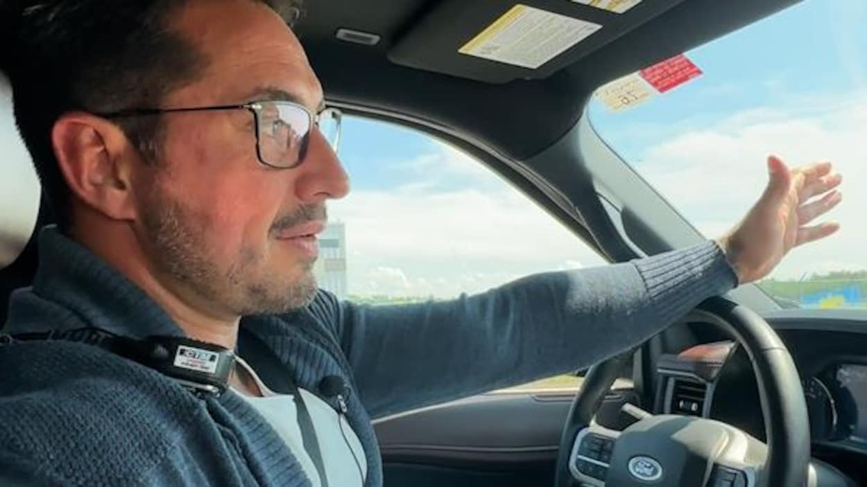 Profession : transporter les artistes du FEQ | Info | Radio-Canada