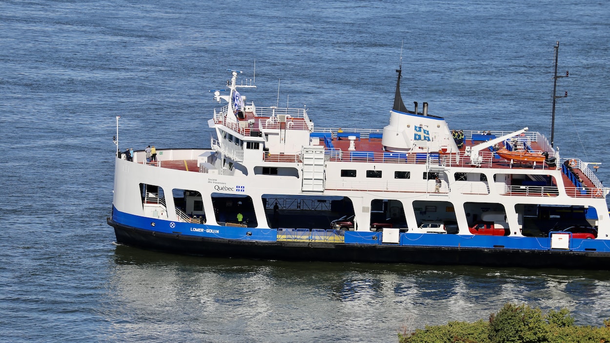Moins de traversées pour les véhicules entre Québec et Lévis | Radio-Canada