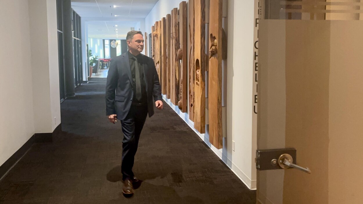 Congédiement contesté : le sort de Jean-Luc Roberge entre les mains de ...