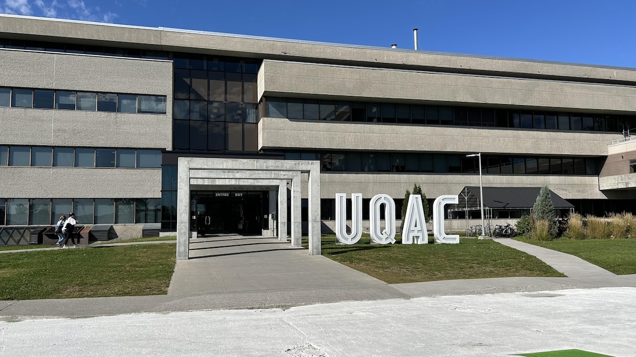 Un déficit de 6,4 M$ à l’Université du Québec à Chicoutimi pour 2023 ...