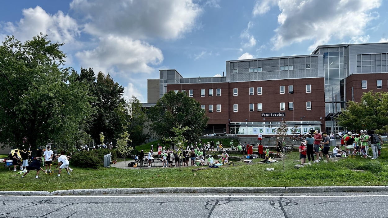 C’est jour de rentrée à l’Université de Sherbrooke | Radio-Canada