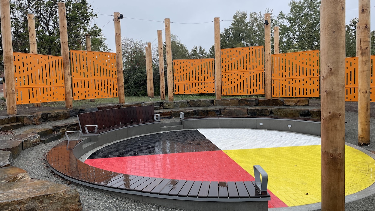 L’UQAT inaugure son lieu d’enseignement extérieur | Radio-Canada