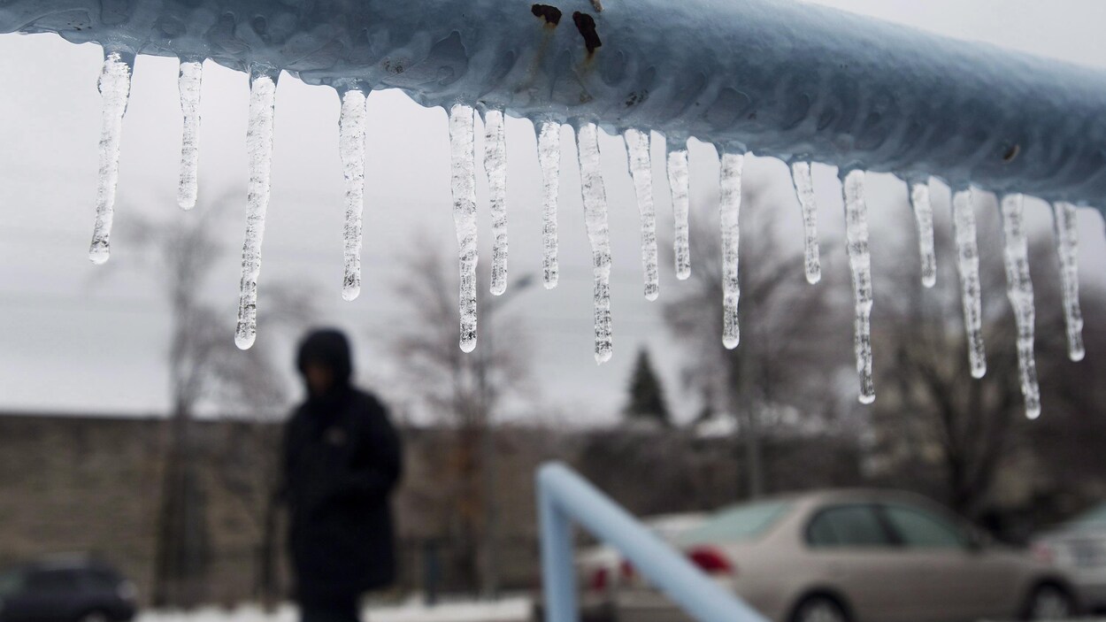 Verglas, neige et grésil attendus dans le sud du Québec et de l’Ontario ...