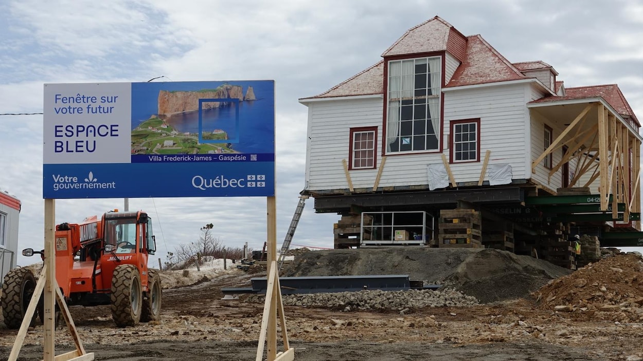 Les Espaces bleus ont coûté 2,5 M$ depuis leur abandon | Radio-Canada