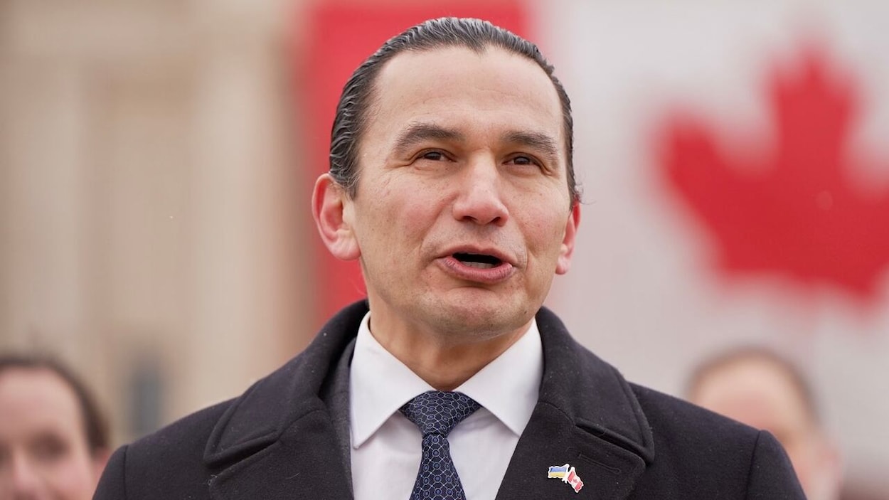 Wab Kinew promet des projets d’infrastructure pour contrer les effets ...