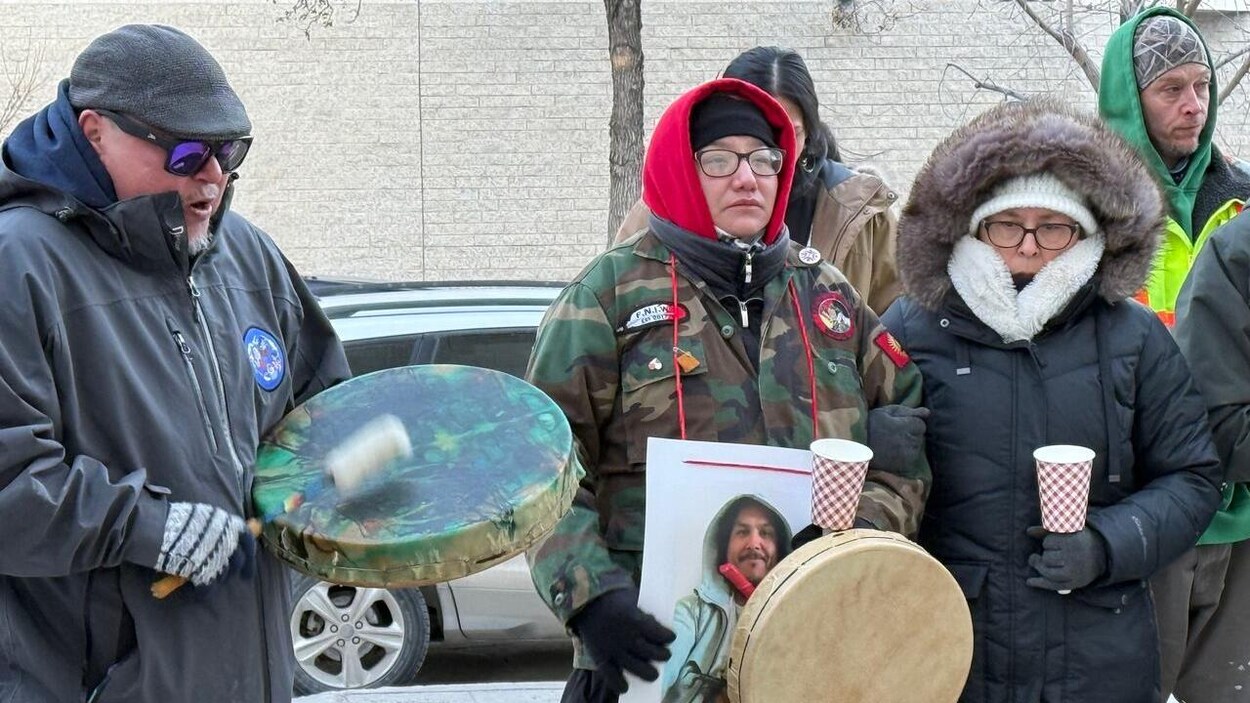 Quatre ans après la mort d’un détenu autochtone, sa communauté réclame ...