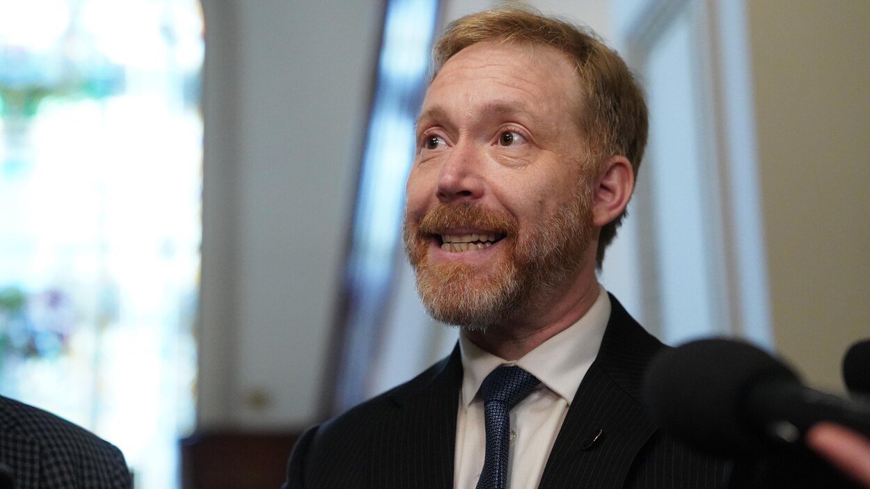 Youri Chassin quitte la CAQ, graffitis de la FIQ, Grand Prix cycliste ...