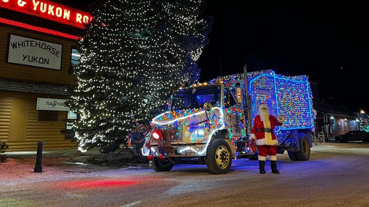 Un apprenti prend les rênes du Garbage Truck Santa, à Whitehorse ...