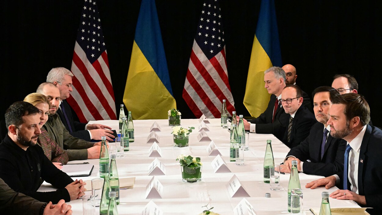 Vance assure à Zelensky qu’il veut « une paix durable » en Ukraine | Radio-Canada