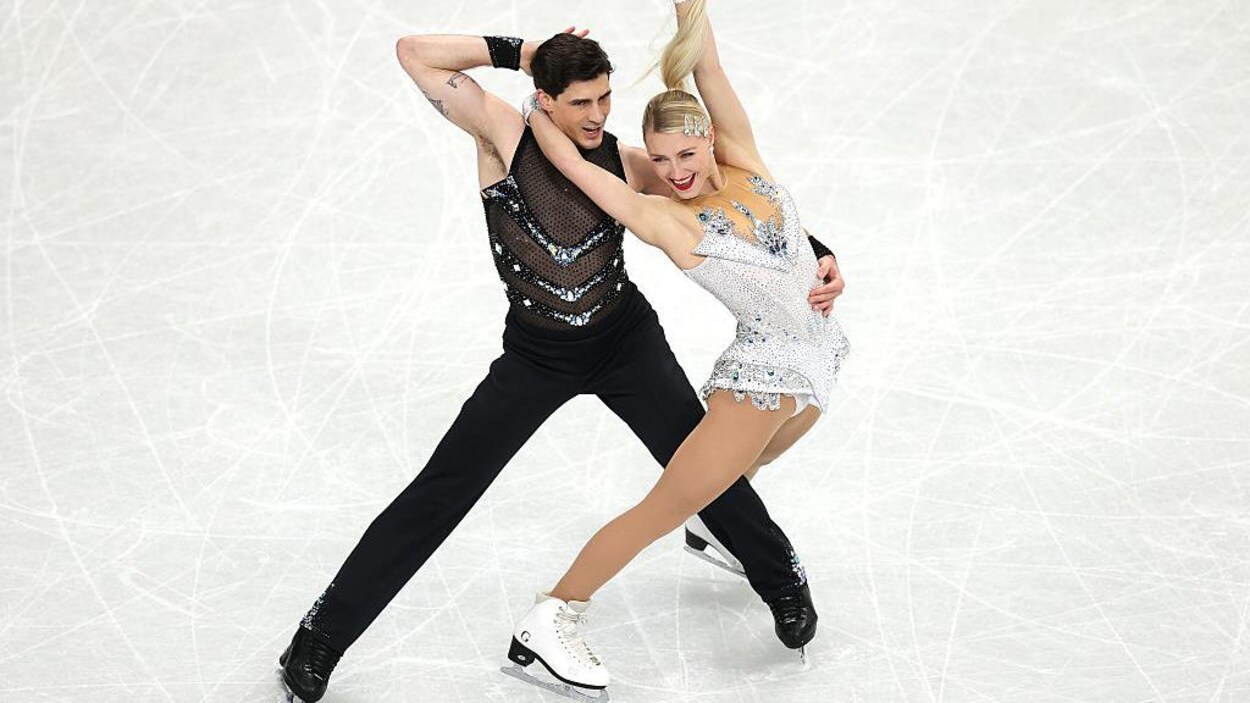 Les danseurs Piper Gilles et Paul Poirier brisent la glace pour le ...