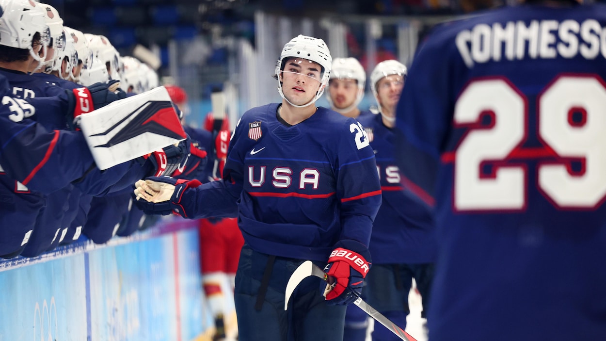 Sean Farrell signe son 1er contrat professionnel et rejoint le Canadien ...