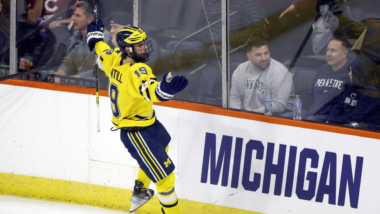 Adam Fantilli, la quête d’équilibre | Radio-Canada