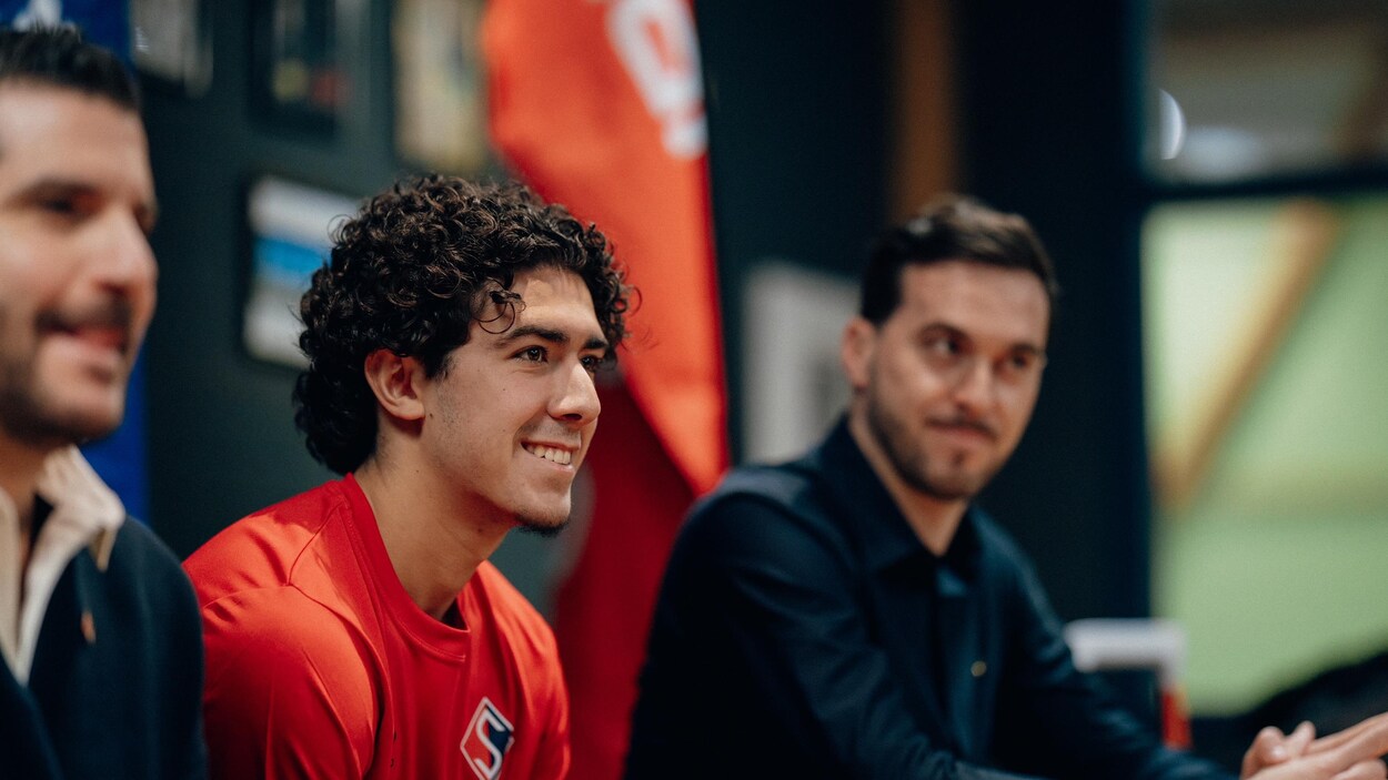 Alessandro Biello se joint au FC Supra du Québec | Radio-Canada