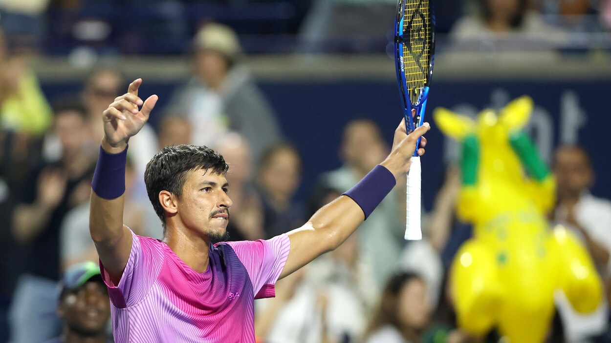 Alexei Popyrin, champion en titre de l’OBN, avance en quarts de finale | Radio-Canada