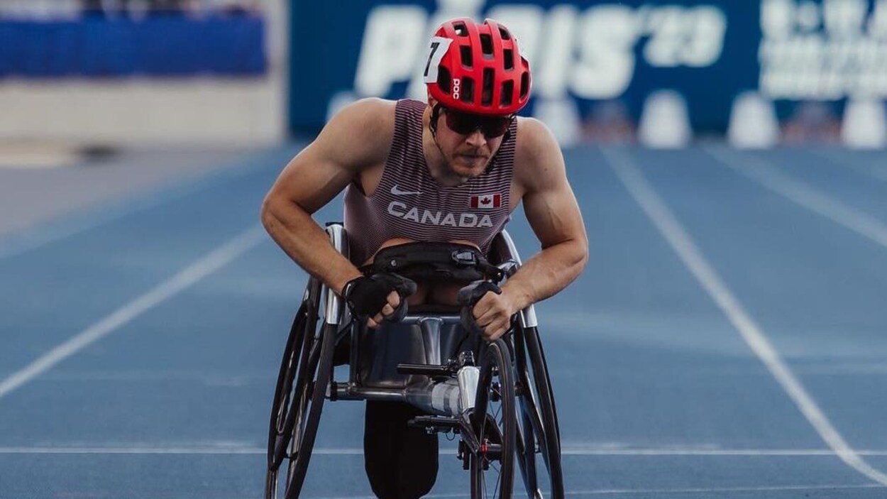 Anthony Bouchard au 6e rang du 400 m T52 à Paris | Radio-Canada