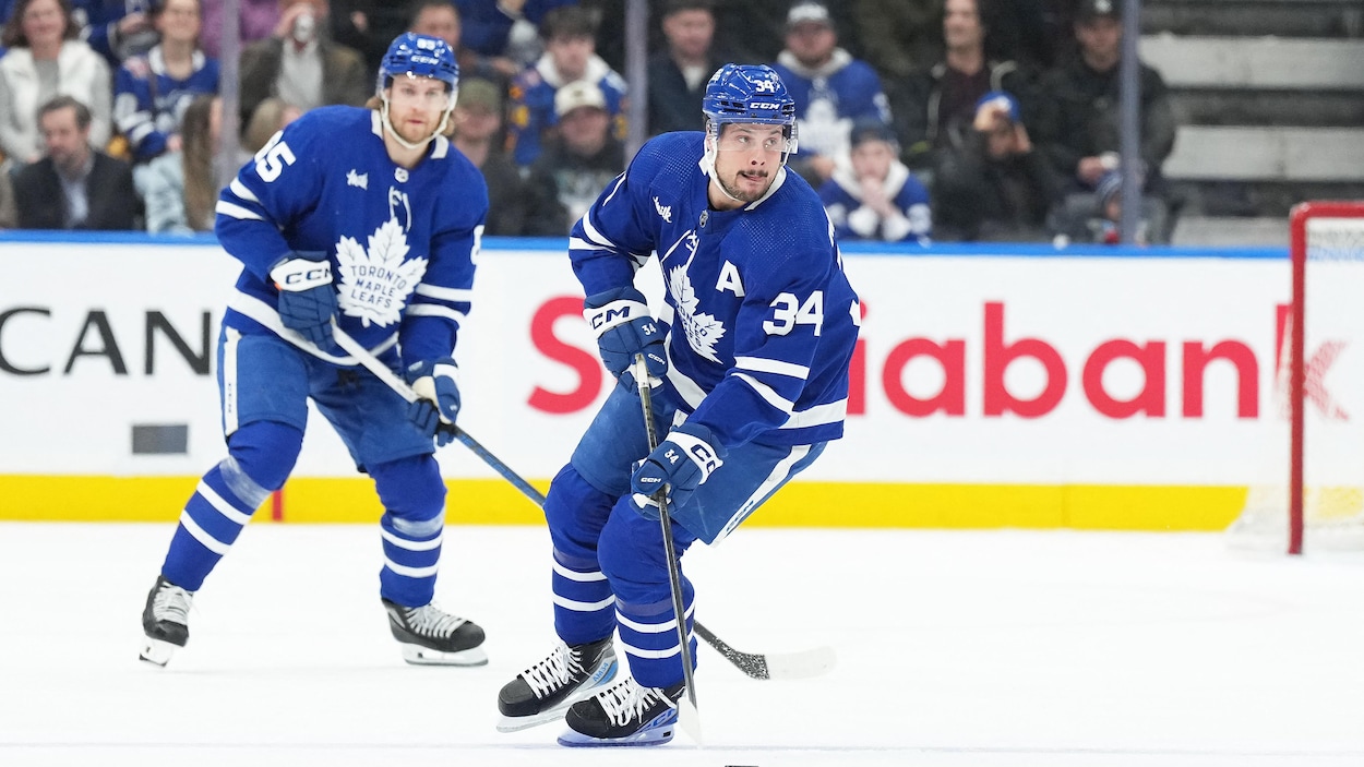 Auston Matthews s’approche des 50 buts avec un tour du chapeau face aux ...
