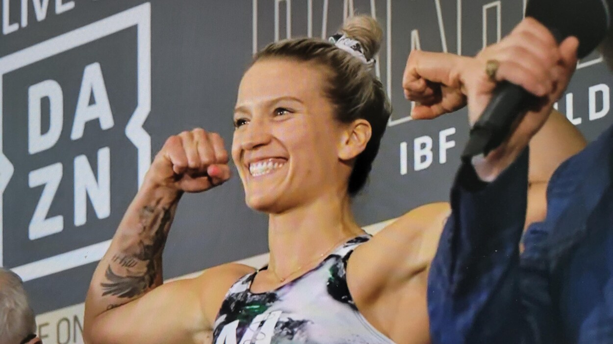 Marie-Pier Houle et Sandy Ryan font le poids à Cardiff | Radio-Canada