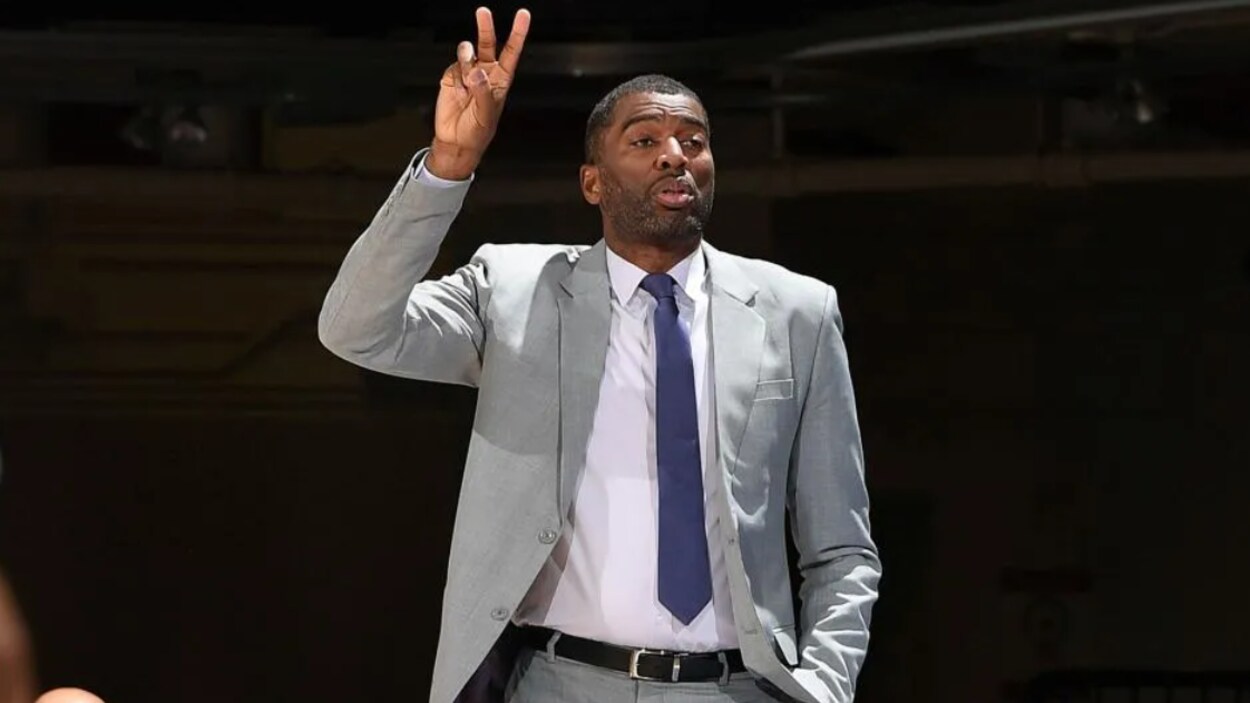 L’Alliance de Montréal choisit Derrick Alston comme nouvel entraîneur ...