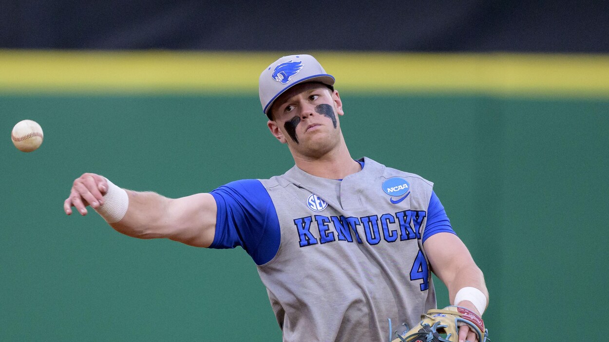 Émilien Pitre et les fruits d’une progression monstre | Radio-Canada