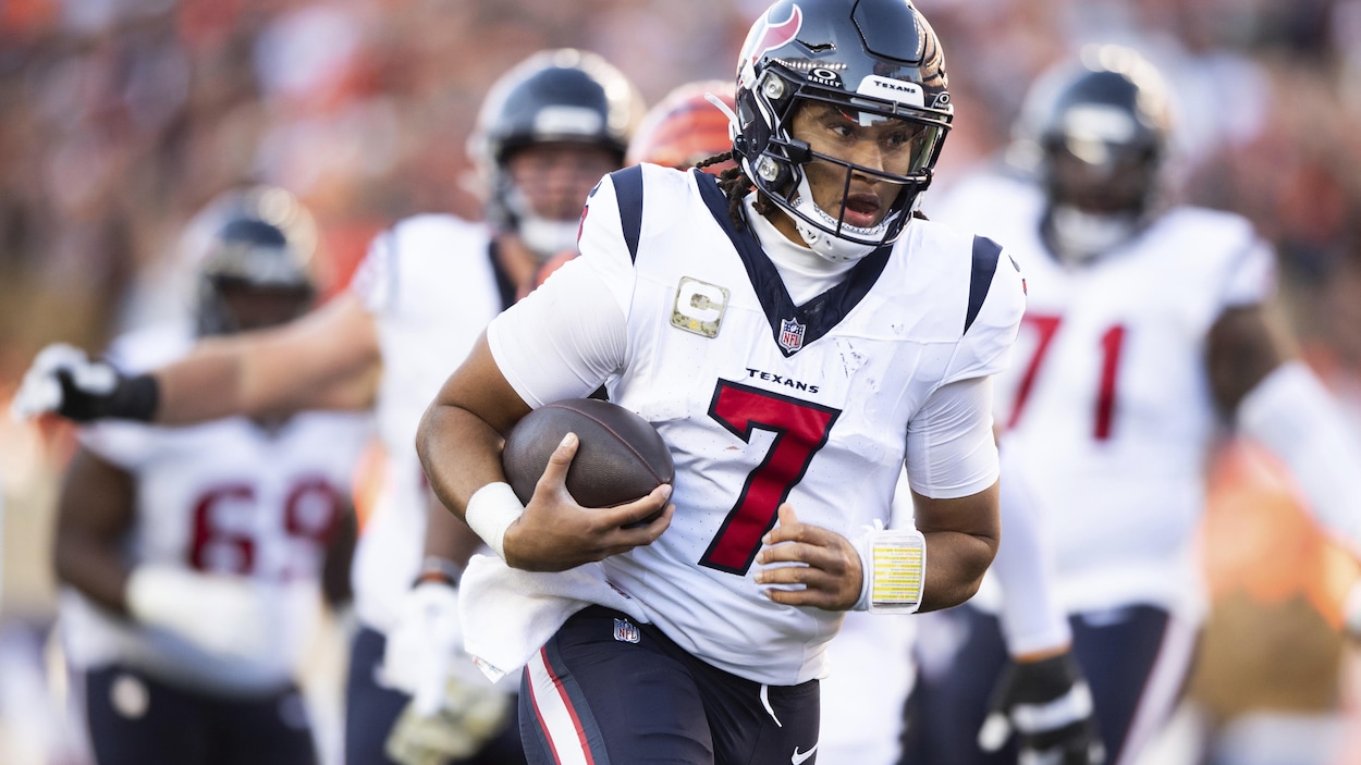 Le quart recrue C.J. Stroud s’illustre encore en fin de match contre ...