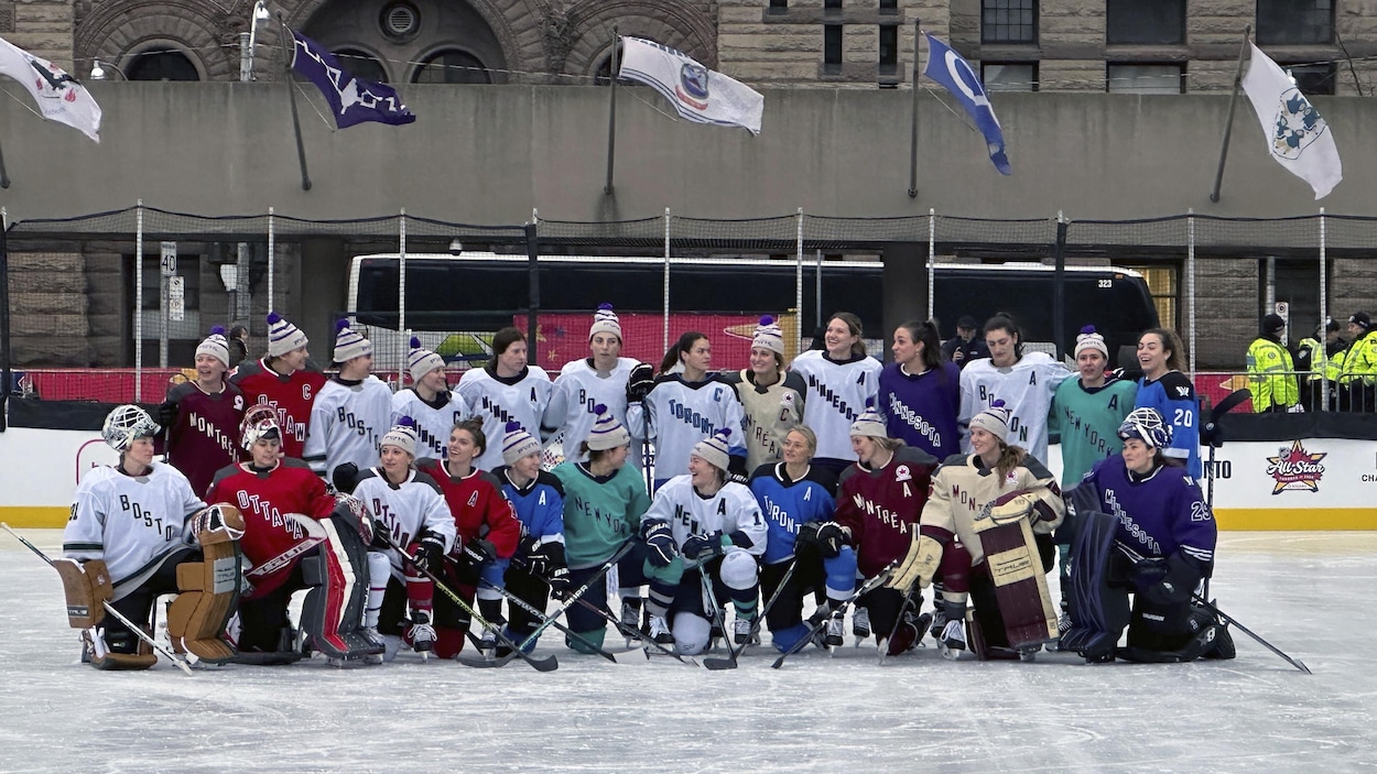 Une « journée magique » pour les joueuses de la LPHF à Toronto | Radio ...