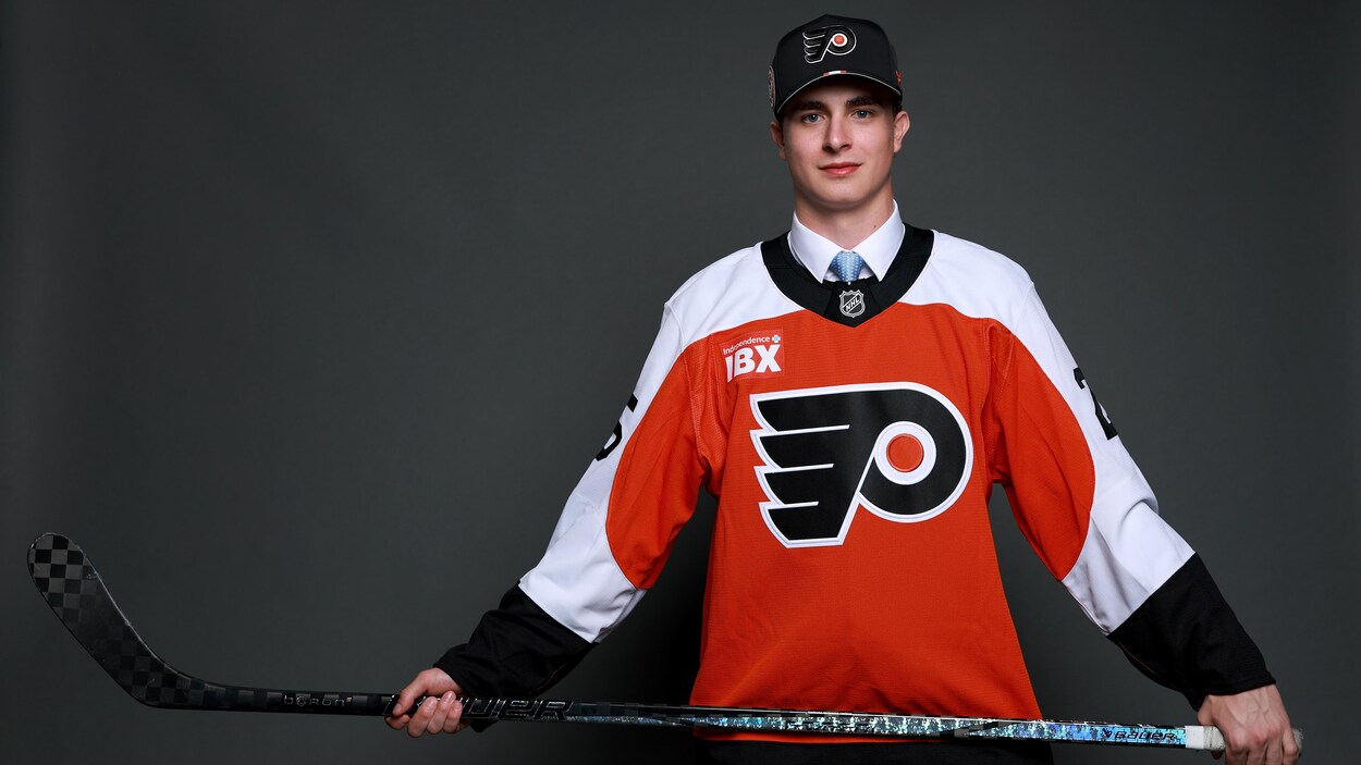 Porter Martone quitte la Ligue canadienne de hockey pour la NCAA ...