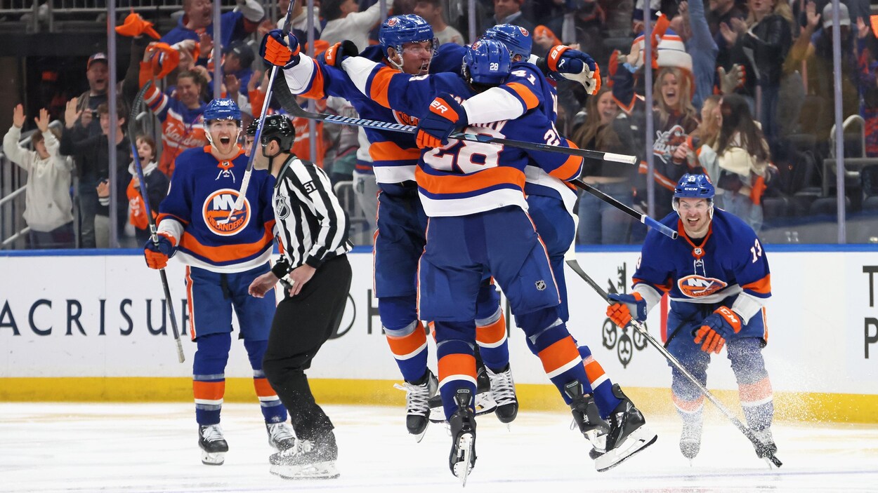 Les Islanders évitent l’élimination | Radio-Canada