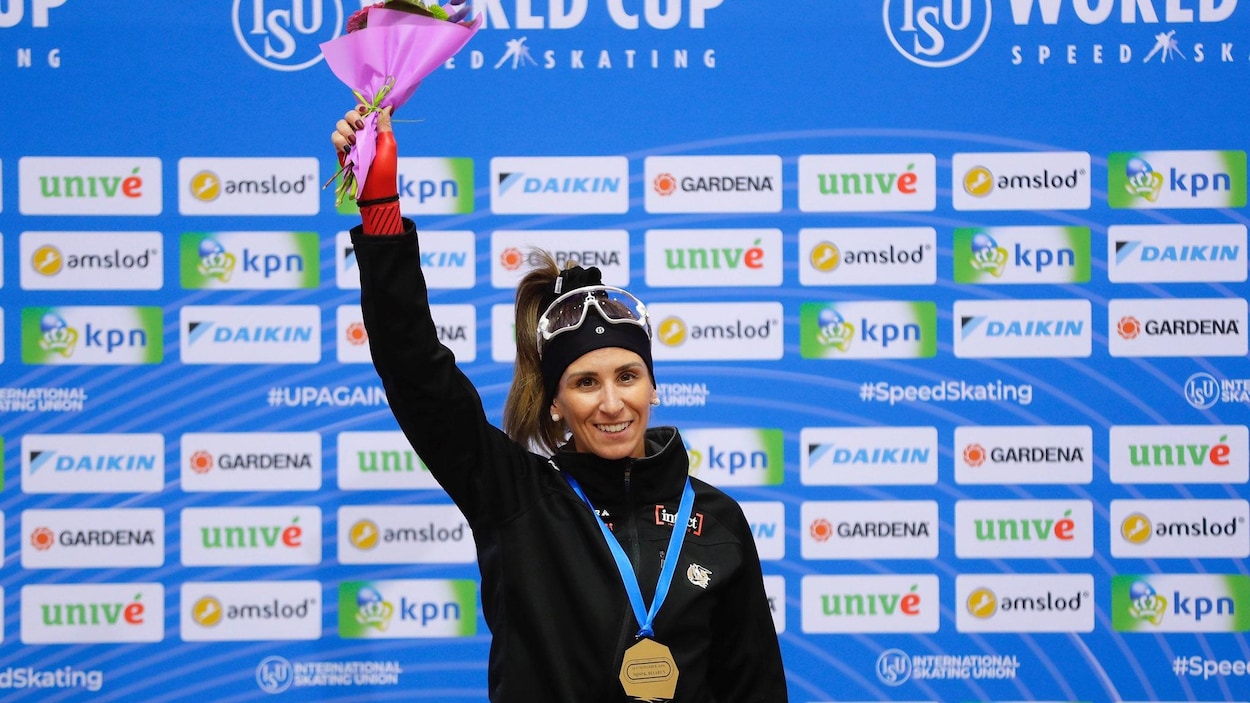 « Une très belle surprise » : Ivanie Blondin remporte le 5000 m au ...