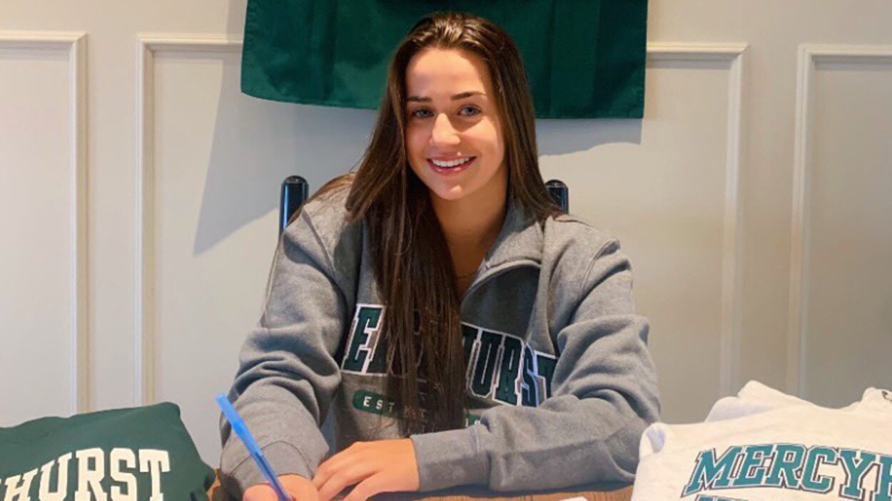 Hockey féminin : la résilience de Jade Maisonneuve | Radio-Canada.ca