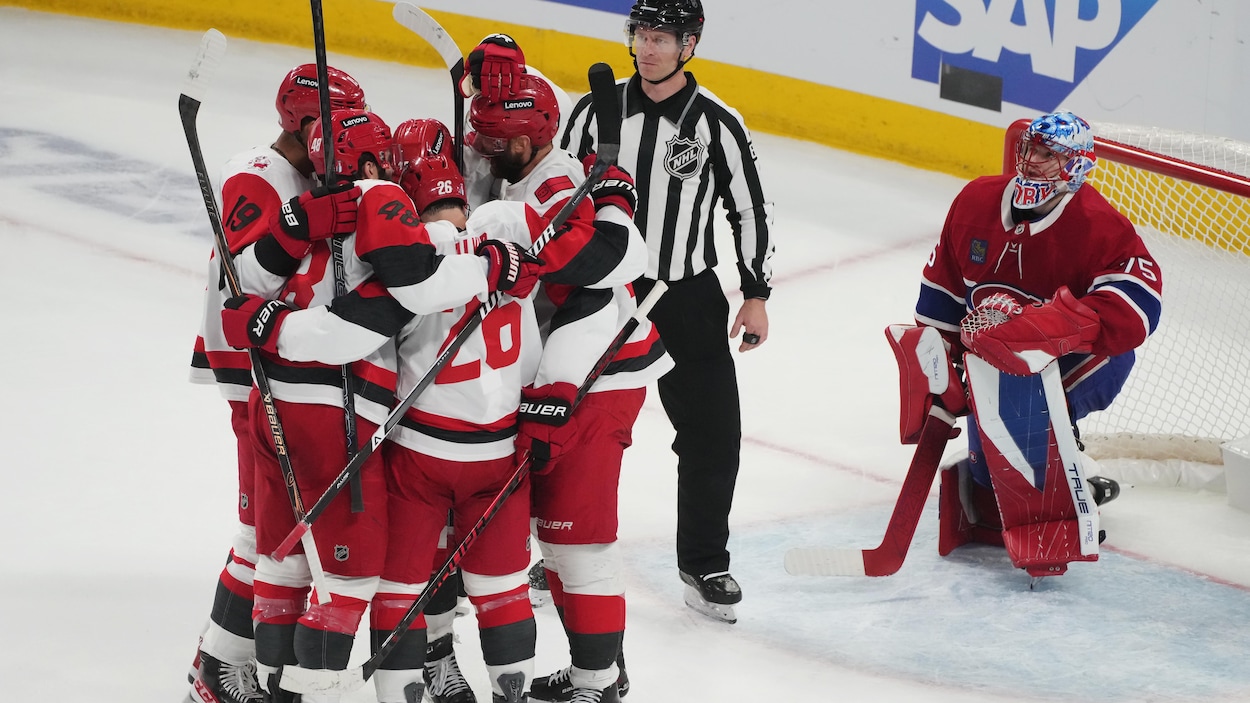Le bout du rouleau, le ridicule et la foule du Centre Bell | Radio-Canada