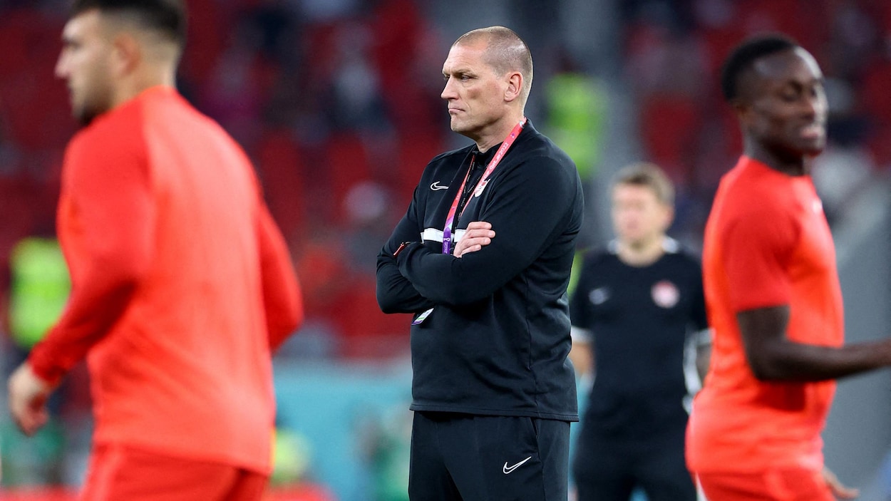 Jason deVos devient le secrétaire général par intérim de Canada Soccer ...