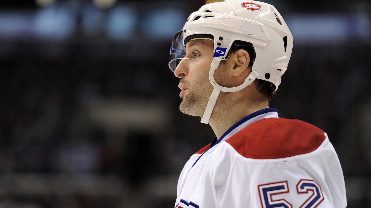 Mathieu Darche, nouveau directeur des opérations hockey du Lightning ...