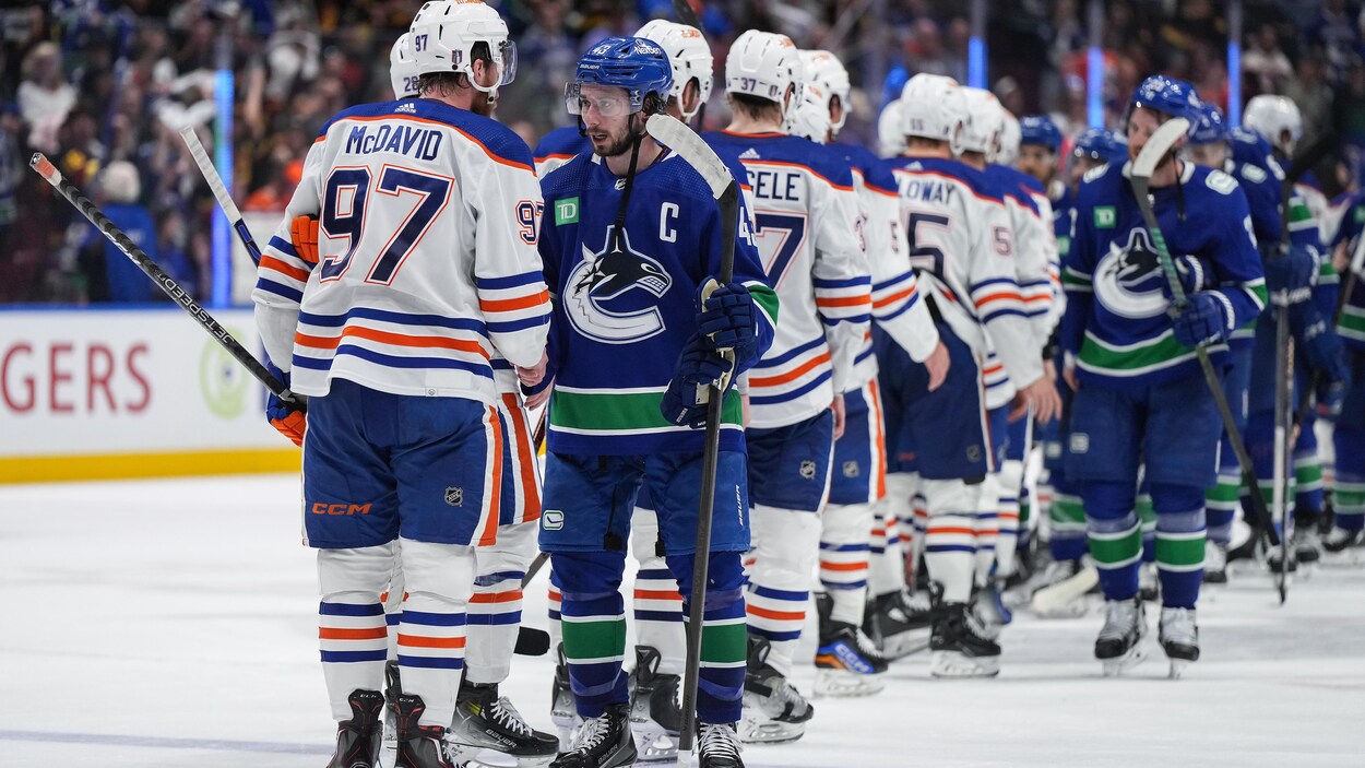 Les Oilers ont raison des Canucks et passent au troisième tour | Radio ...