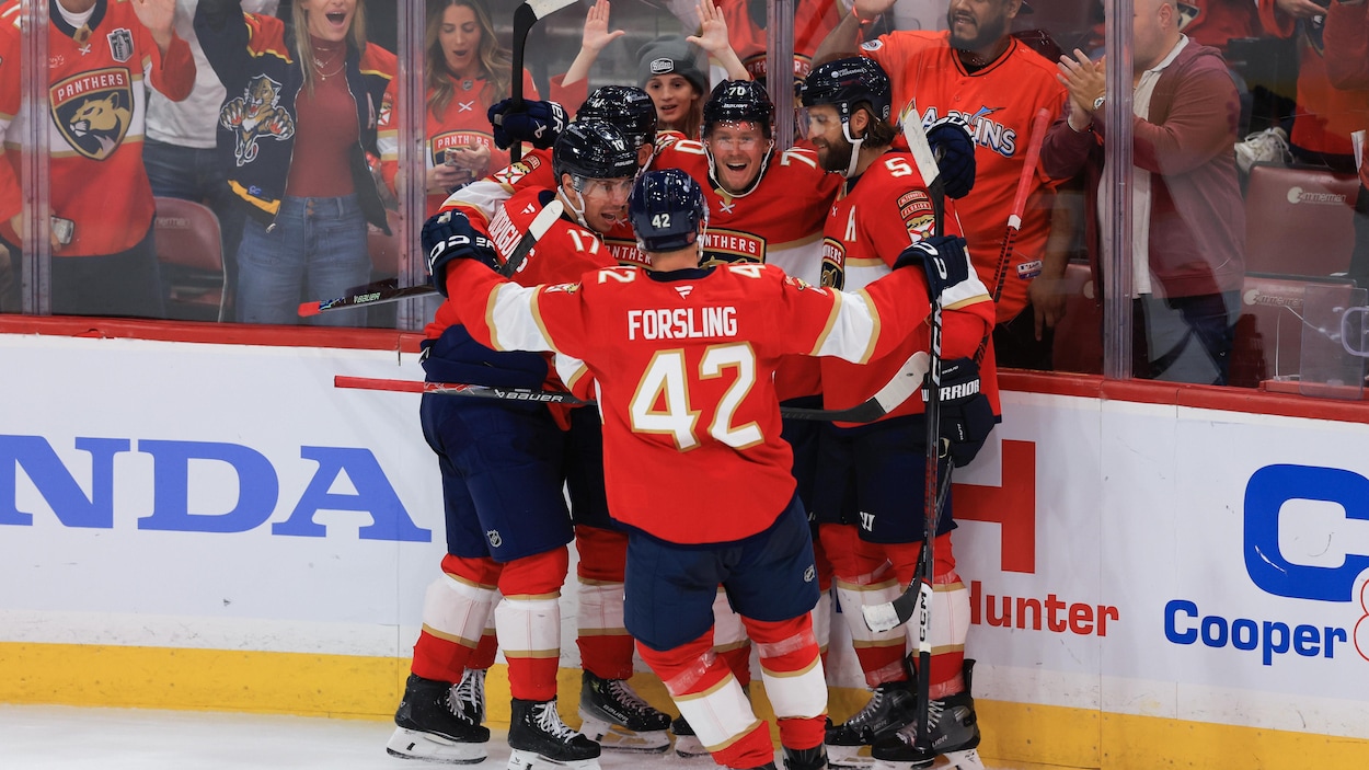 Les Panthers remportent le premier match de la saison dans la LNH ...