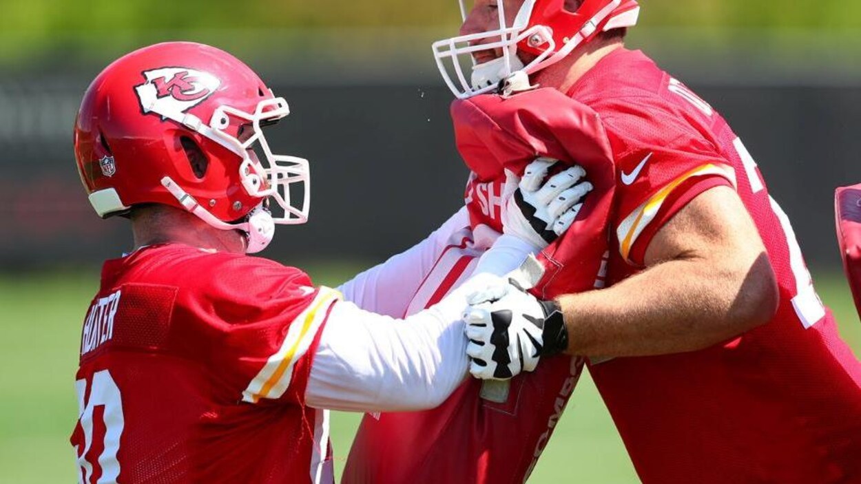 Ryan Hunter sous l'aile de Laurent Duvernay-Tardif | Radio-Canada.ca