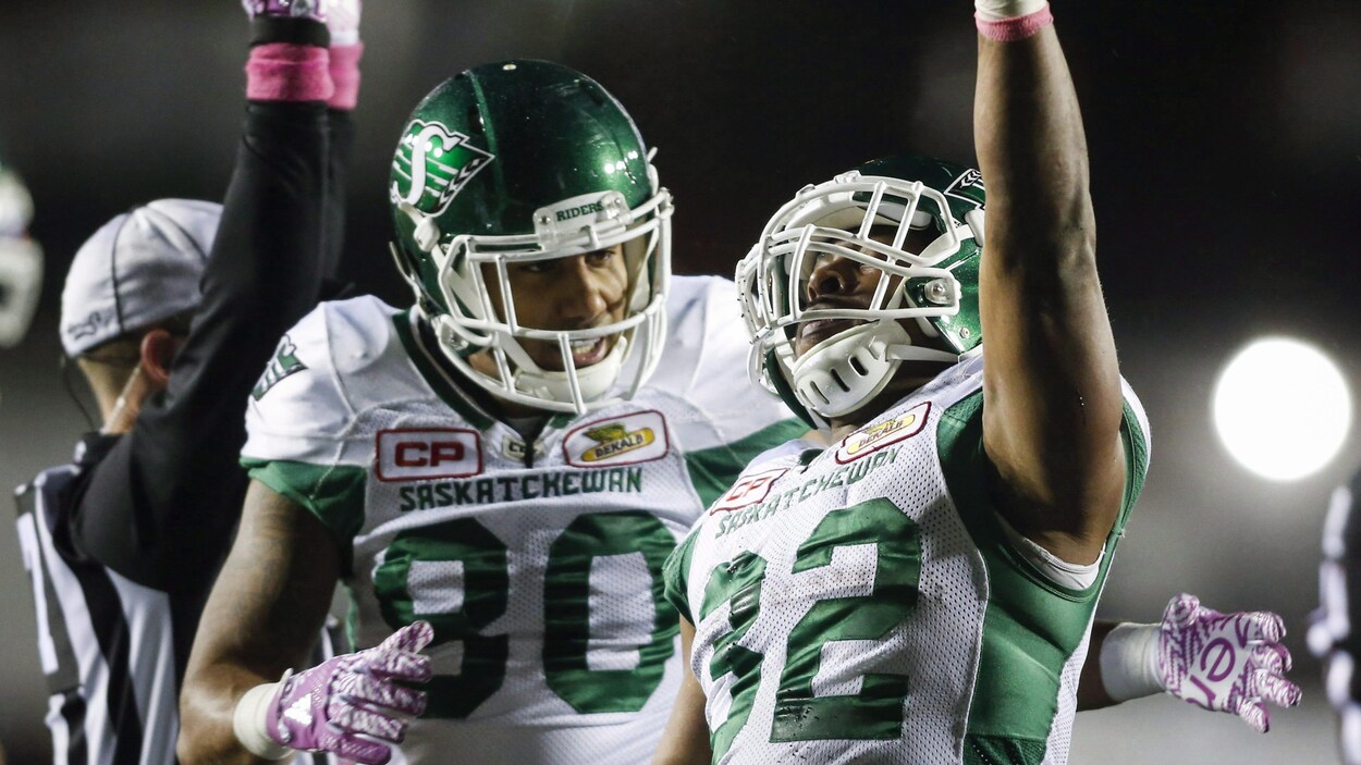 Les Alouettes obtiennent le centre-arrière Spencer Moore des ...